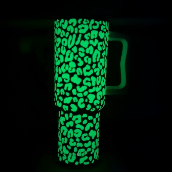 Simple Modern | Dining | Simple Modern Glow In The Dark 4oz Trek ...
